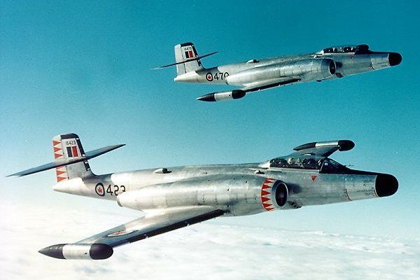 Avro Canada CF-100 Canuck — avionslegendaires.net