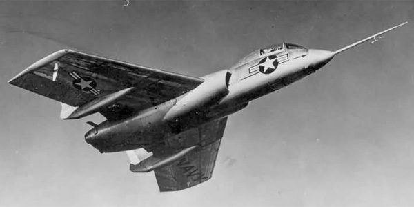 Vought F7U Cutlass — avionslegendaires.net