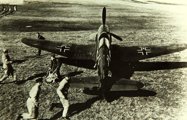 Heinkel He 100 — avionslegendaires.net