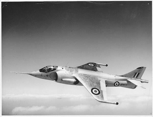 Hawker-Siddeley P.1127 Kestrel — avionslegendaires.net