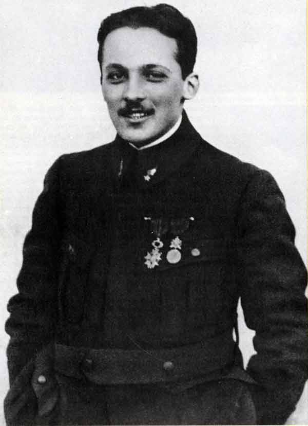 Joseph FRANTZ — Biographie avionslegendaires.net