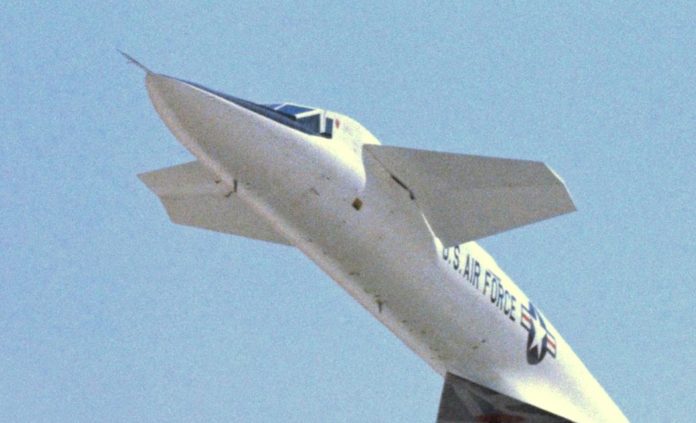 Plan "Canard" - Dossier avionslegendaires.net